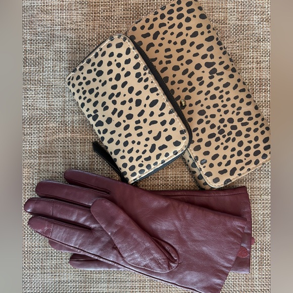 Universal Thread | Bags | Wallets And Gloves | Poshmark